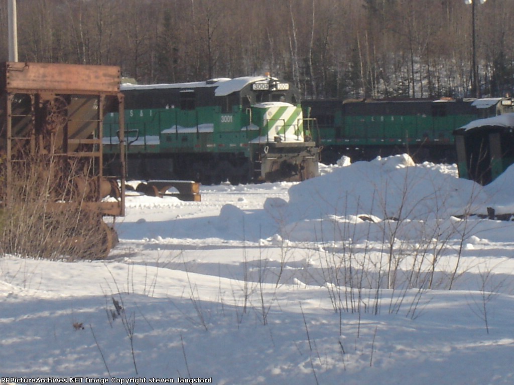 LS&I ENGINES SITTING IN THE Eagle Mills Yard
